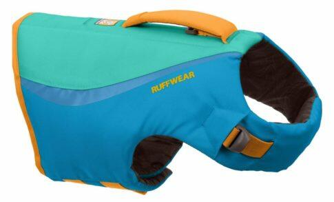 Best Dog Life Jackets Reviewed for 2023 - Petz